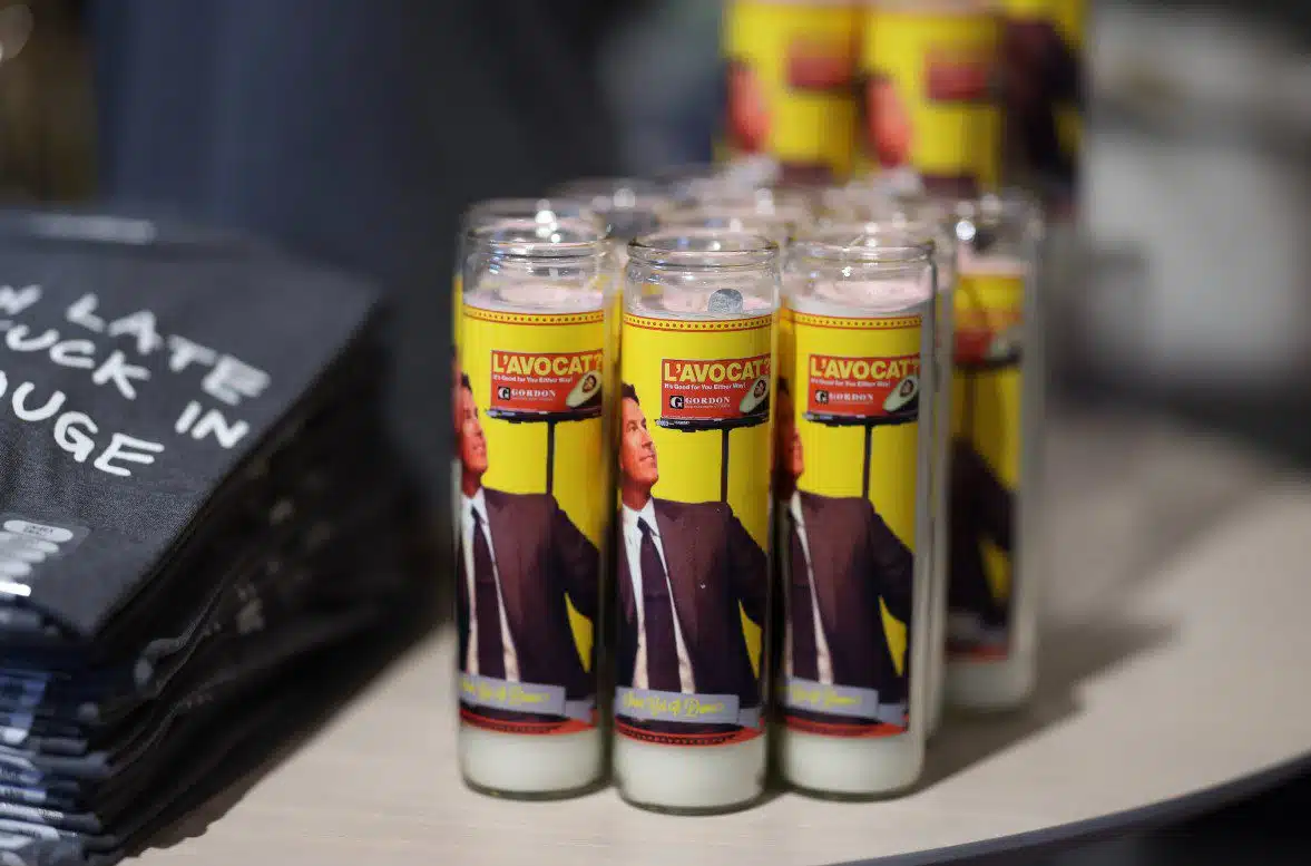 Gordon McKernan Partners with Fleurty Girl Boutique for Branded Candles ...